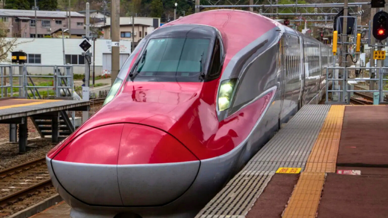 What Is the Shinkansen? Japan’s Bullet Train